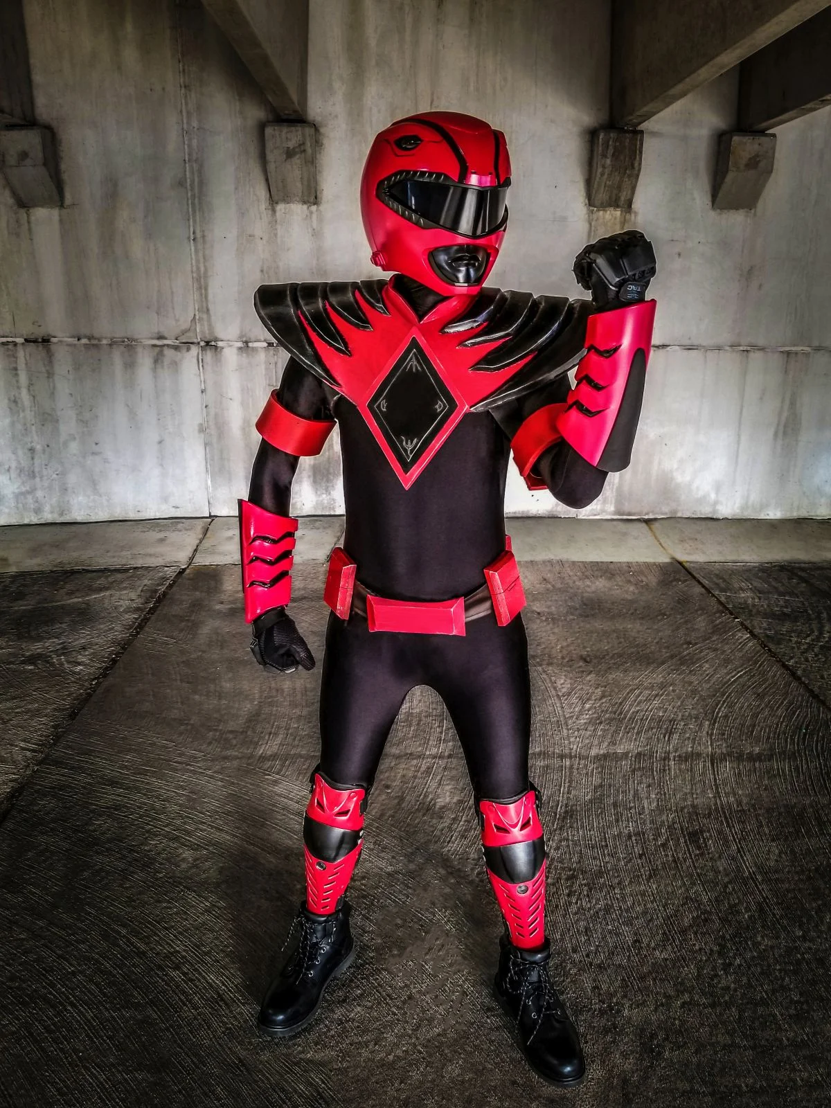 Daniel Gotham Puts a Venom Twist on One of These POWER RANGER Cosplays ...
