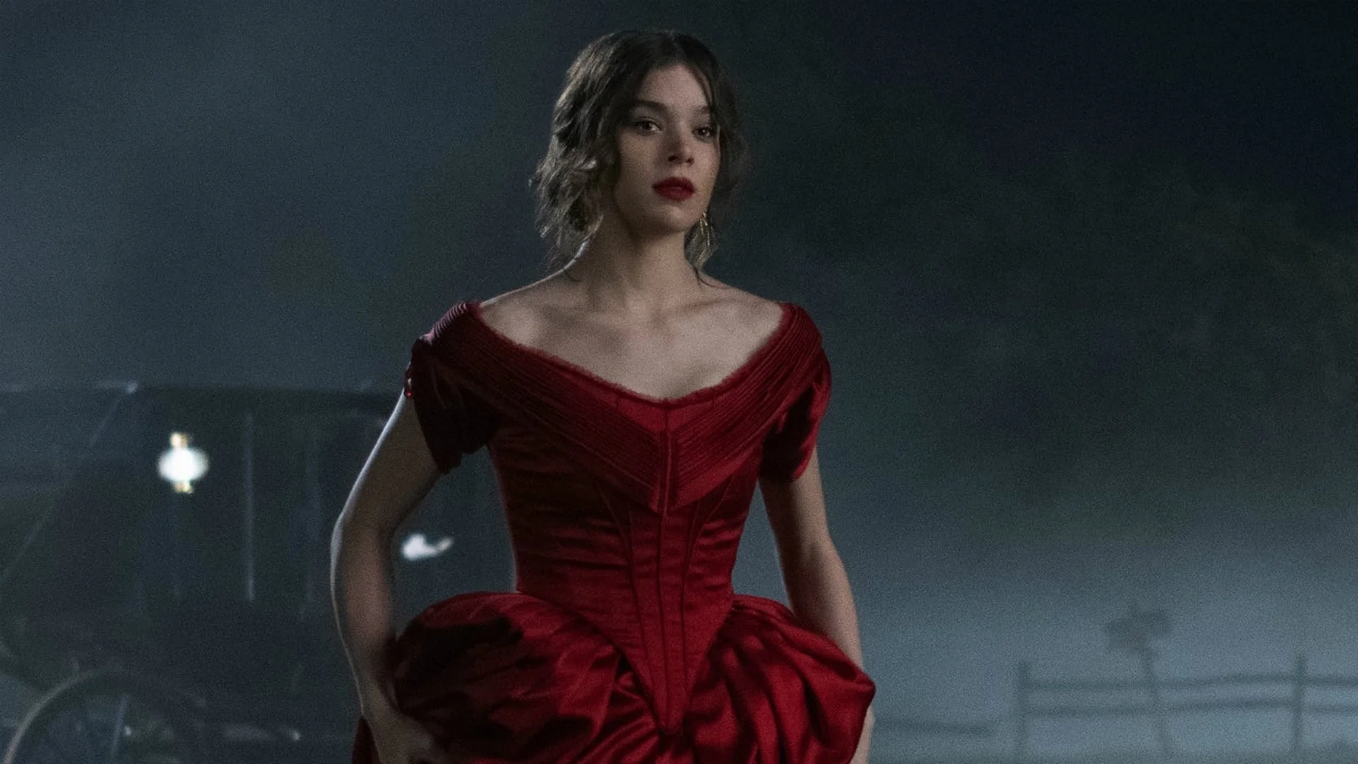 Trailer for Apple TV's DICKINSON Series Starring Hailee Steinfeld as ...