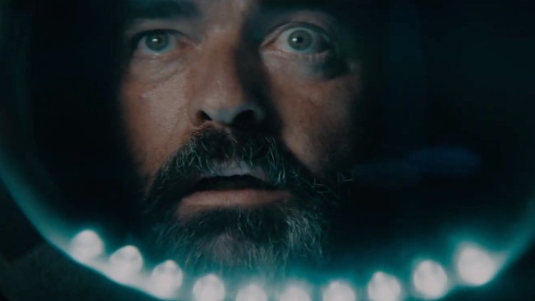 Watch the First Trailer for The Sci-Fi Space Thriller 3022 with Omar ...