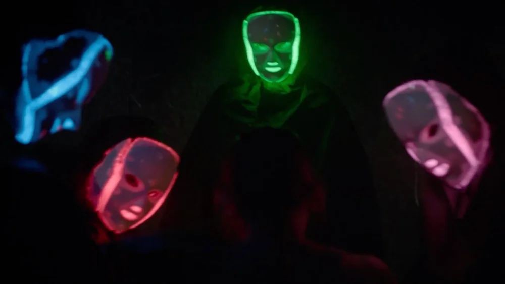 Four Friends Pick Up an Enjoyable Hobby of Killing People in Trailer ...