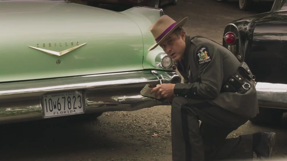 Full Trailer and Poster for MOB TOWN; Based on a True Story and ...