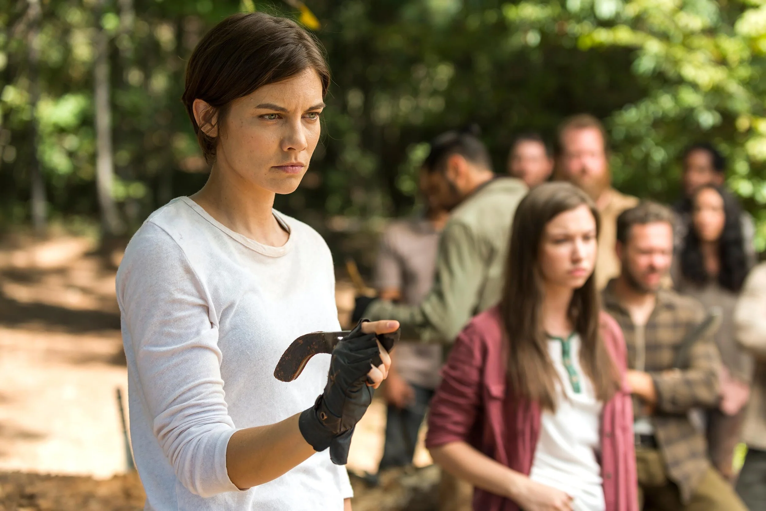 Lauren Cohan Will Be Back in the Second Half of THE WALKING DEAD Season ...