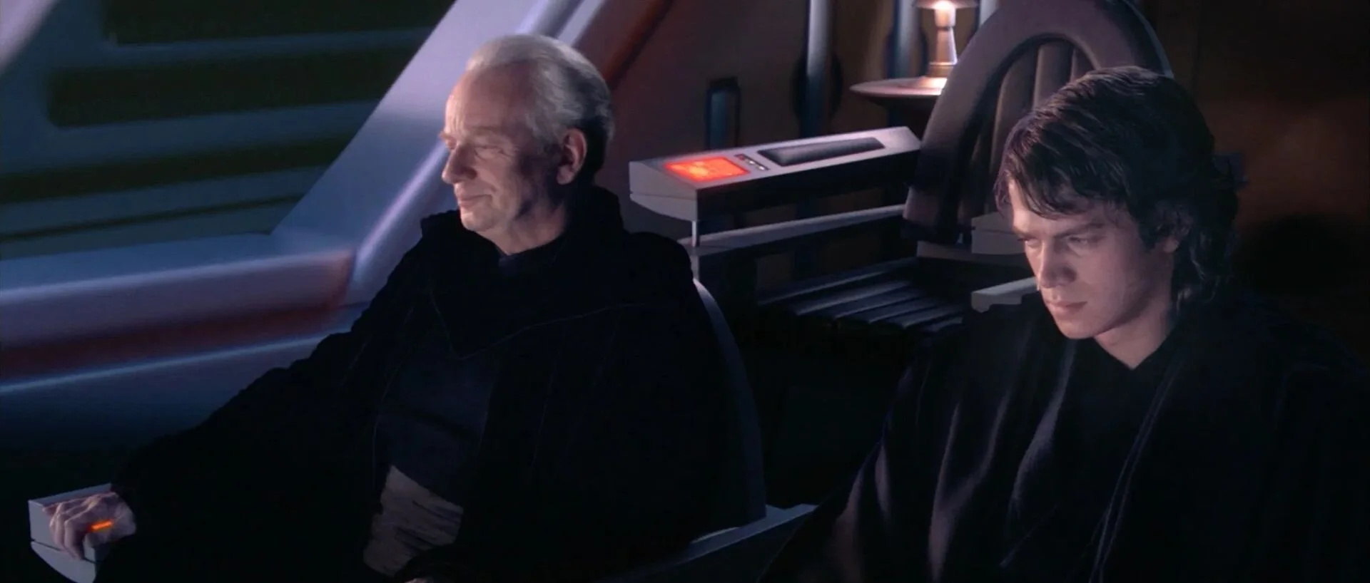 STAR WARS Comic Writers Debunk Theory That Palpatine Created Anakin ...