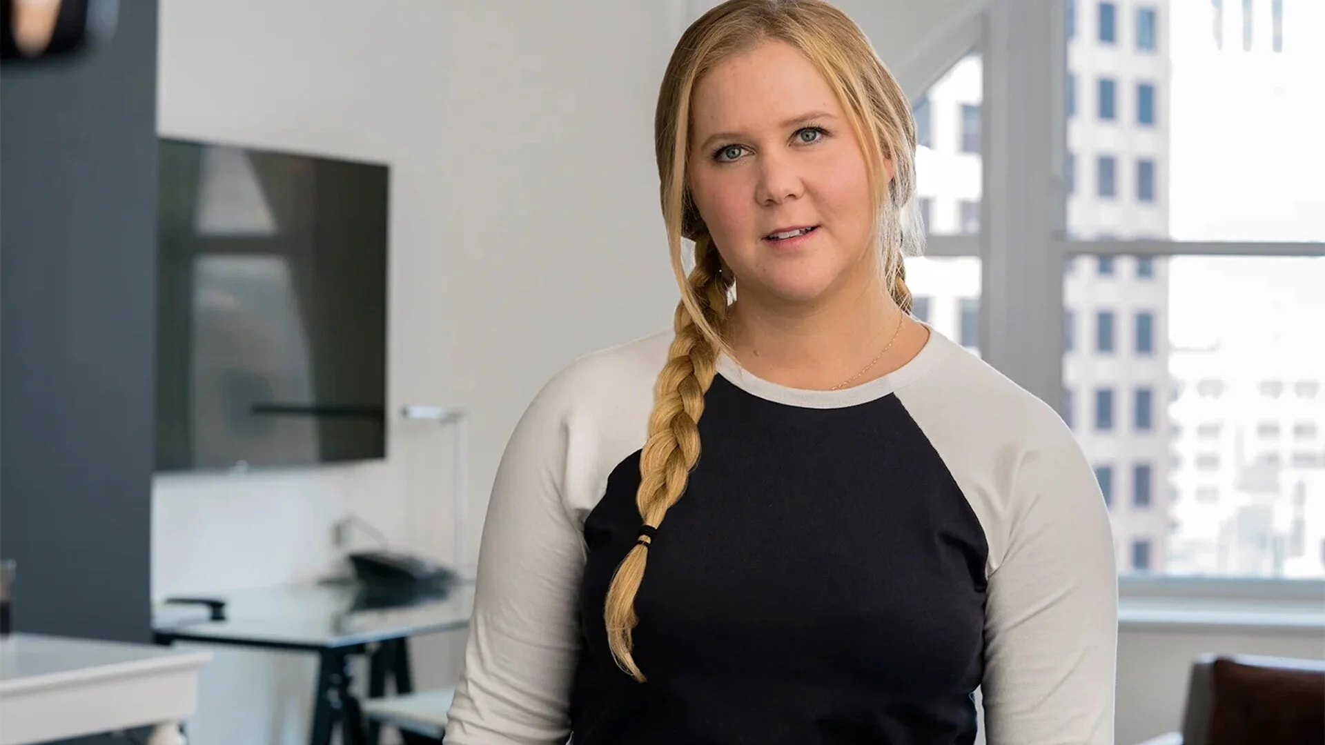 Amy Schumer Will Learn How To Cook in a Quarantine Cooking Show Coming ...