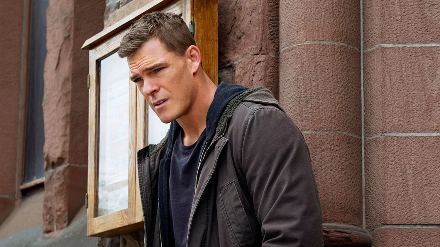 Alan Ritchson Cast as Lead in Amazon's JACK REACHER Series — GeekTyrant