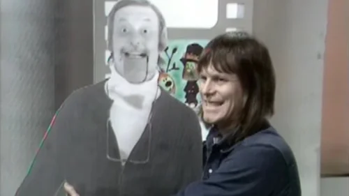 Terry Gilliam Explains The Process of The Amusing Cutout Animation Used ...