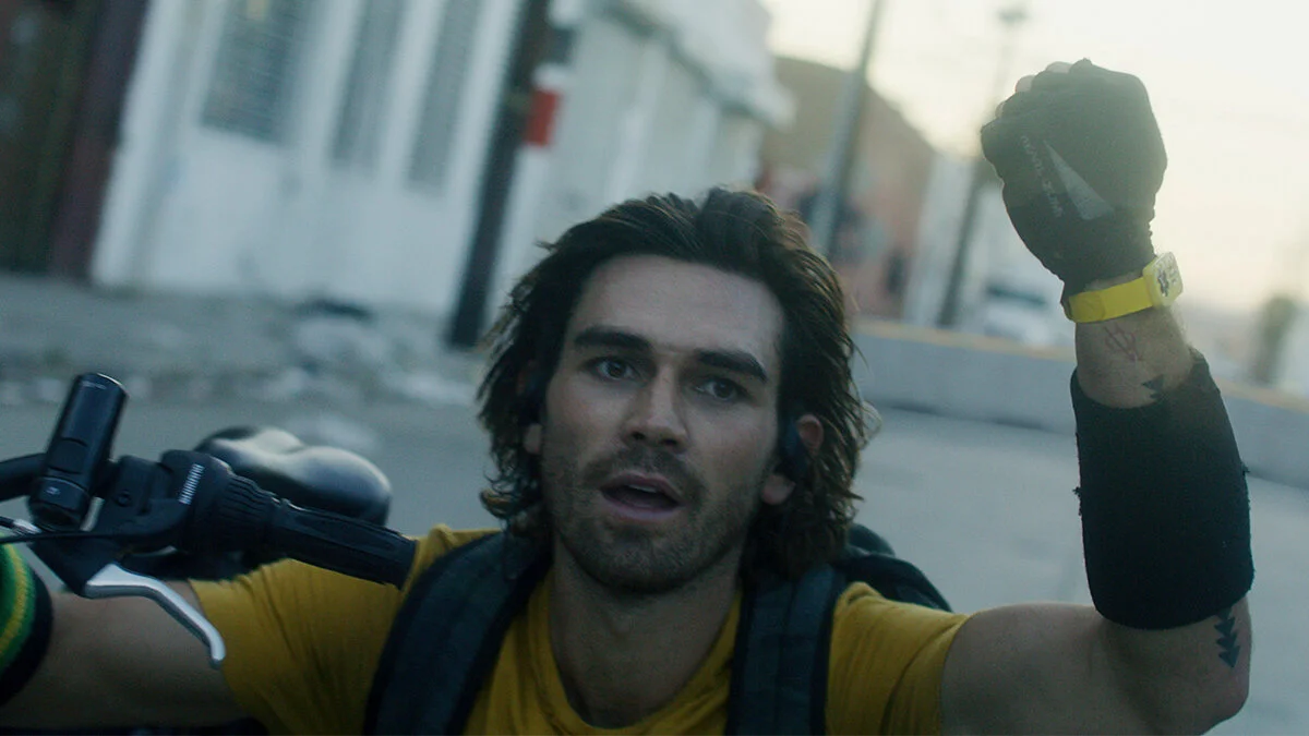 Michael Bay's Pandemic Thriller SONGBIRD Getting PVOD Release This ...