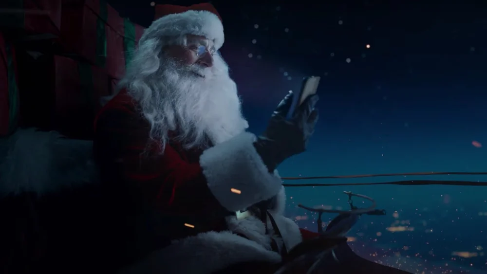 Steve Carrell Is Santa Claus in New Christmas Xfinity Short Film/Ad ...