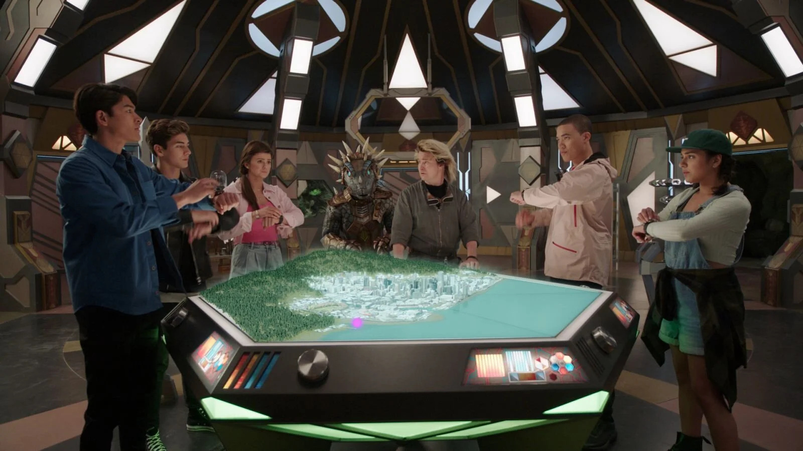 Mick Kanic to the Rescue in New Clip for POWER RANGERS DINO FURY Mid ...