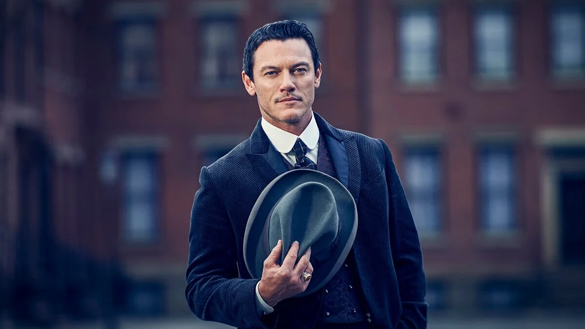 Luke Evans to Star in Mark Boal's Action Series ECHO 3 at Apple ...