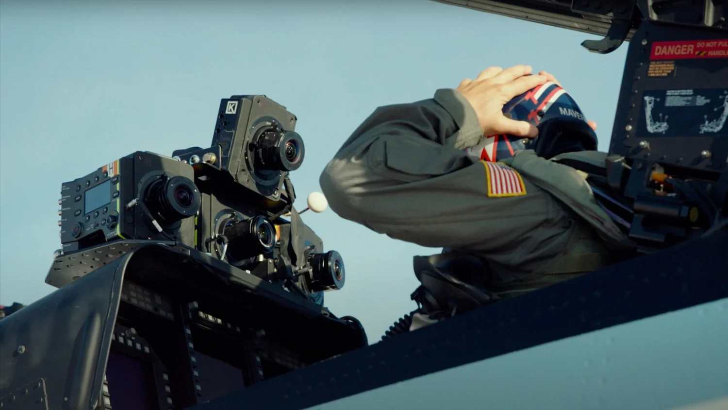 TOP GUN: MAVERICK Behind the Scenes Video Shows Off New Camera Tech ...