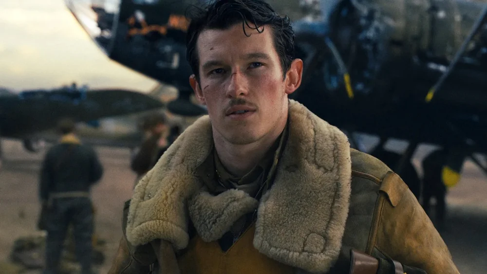 Callum Turner Reportedly Leading the Race to Become the Next James Bond ...