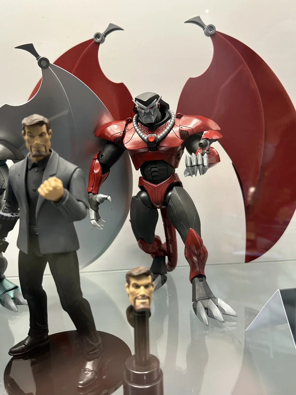NECA Reveals New GARGOYLES Action Figures For Detective Broadway and ...