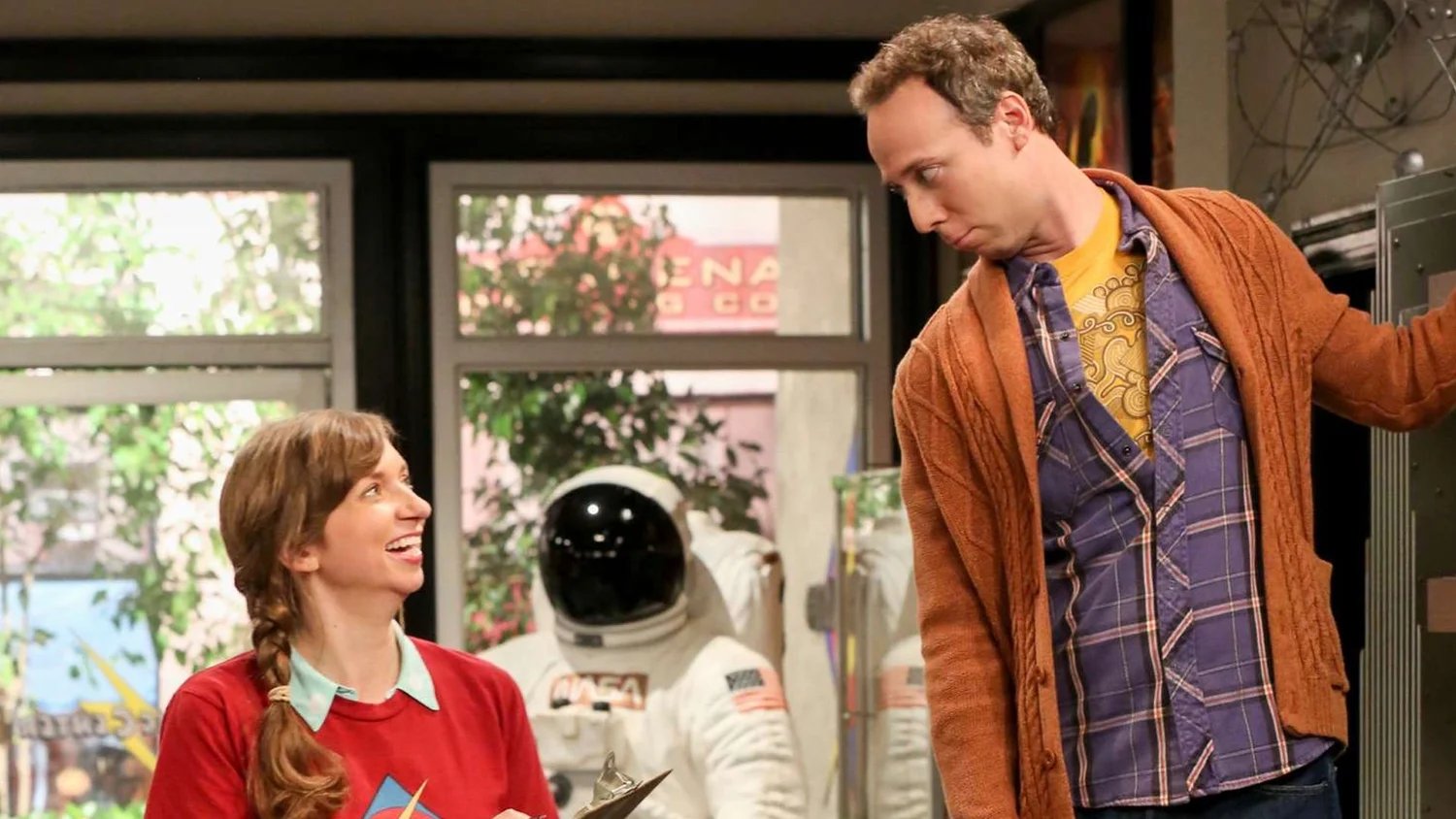 BIG BANG THEORY Spinoff Series at Max Adds Original Cast Members Brian Posehn, Lauren Lapkus and ...
