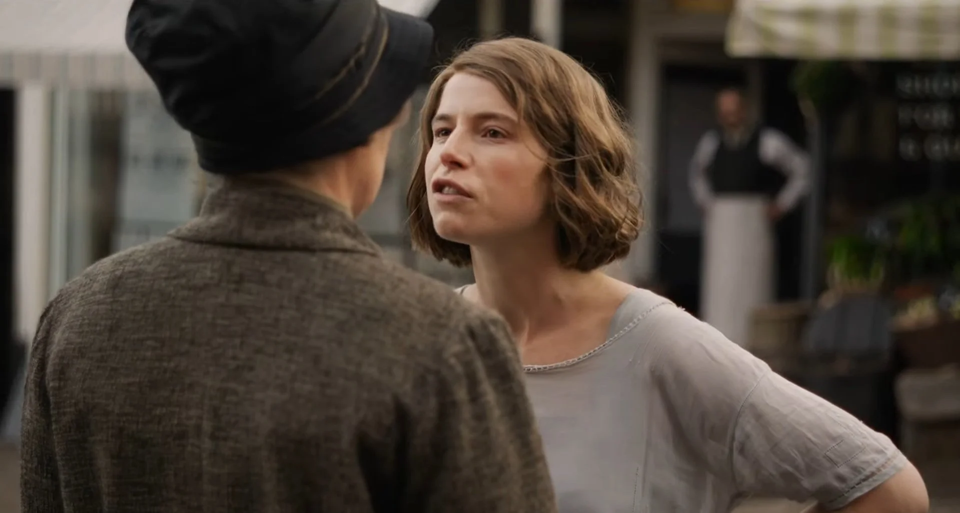 Jessie Buckley and Olivia Colman Star in Funny Trailer for WICKED ...