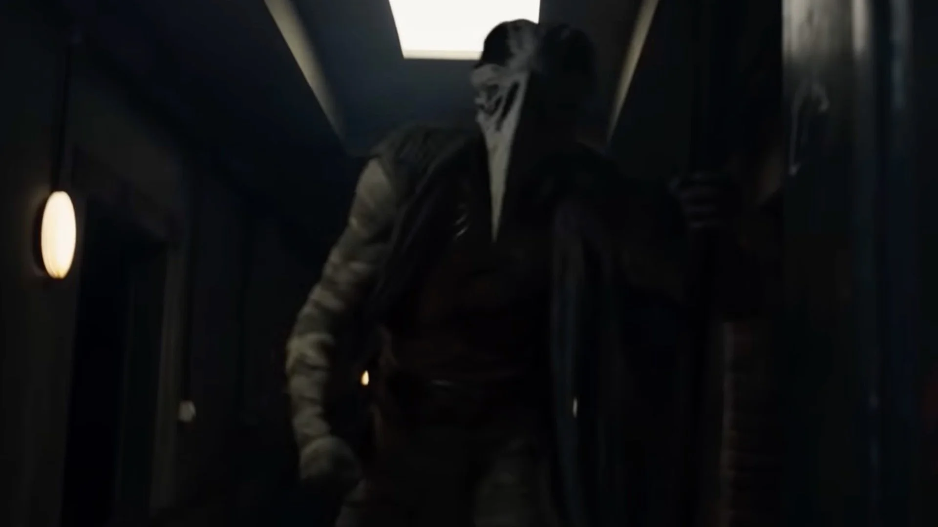 New Clip From Marvel's MOON KNIGHT Features Oscar Isaac Having a Freak ...