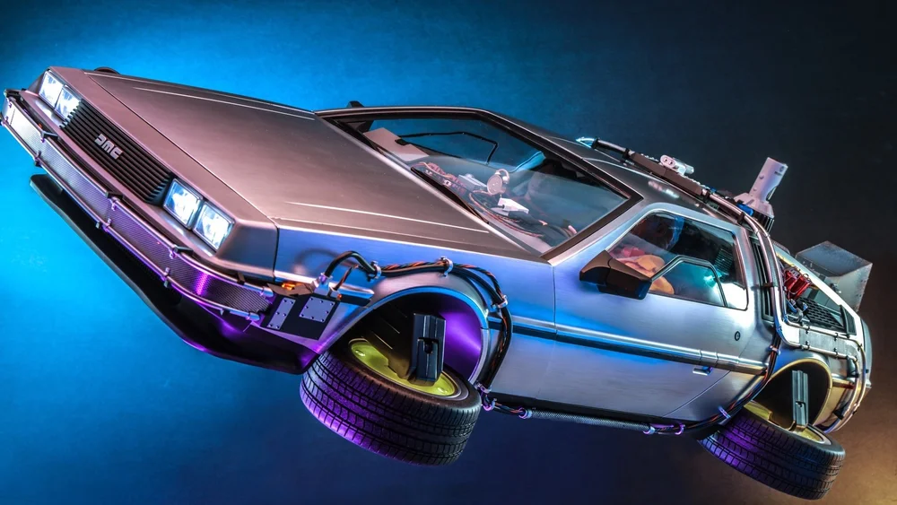 Hot Toys Shows off BACK TO THE FUTURE II - 1/6th Scale DeLorean Time ...