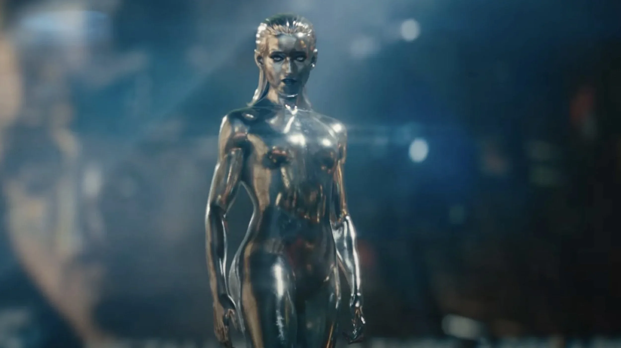 THE FANTASTIC FOUR Star Julia Garner Talks Silver Surfer Spinoff and ...