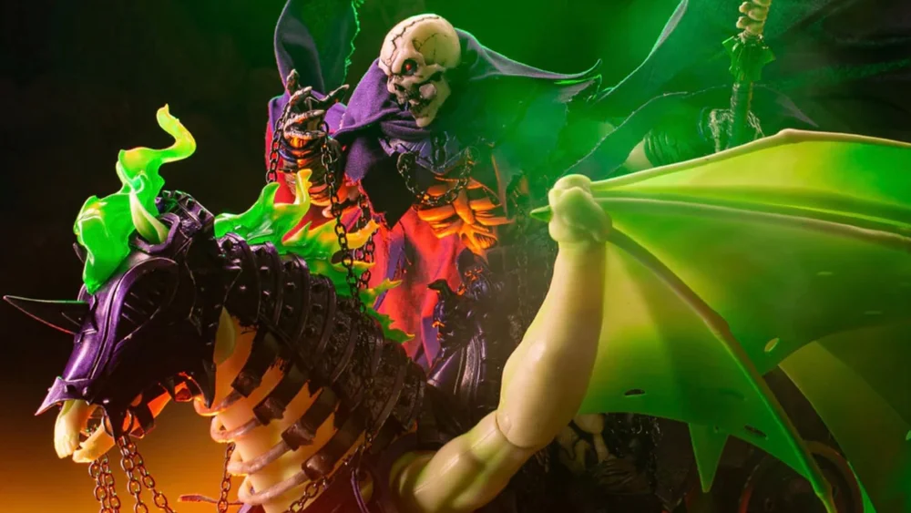 Mondo Reveals New MASTER OF THE UNIVERSE Figures of Scare Glow and ...