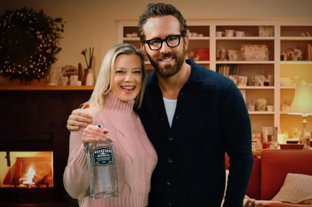 JUST FRIENDS Stars Ryan Reynolds and Amy Smart Reunite for Commercial ...