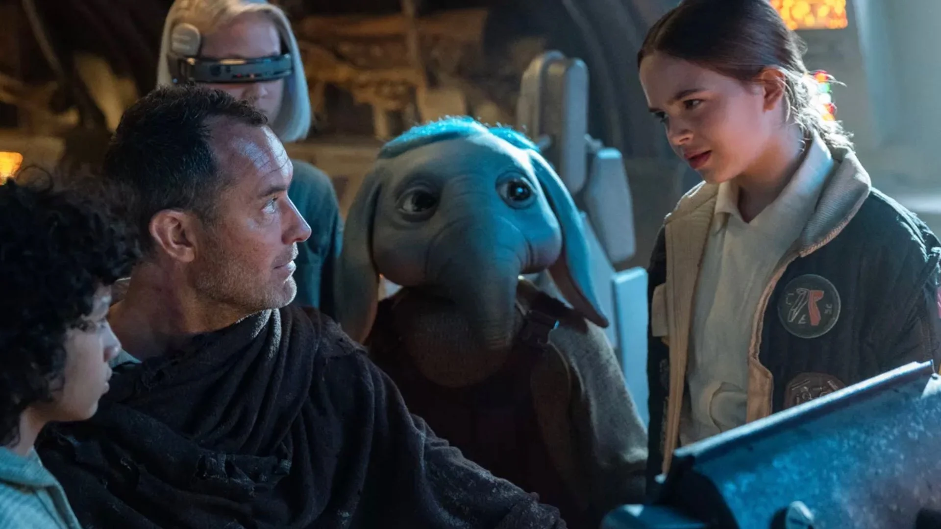 New Photos From STAR WARS: SKELETON CREW and Details on the "Childhood ...