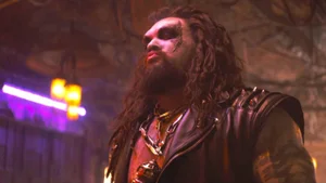 Jason Momoa Says He Won’t Make a Solo LOBO Movie Unless It’s Rated R ...