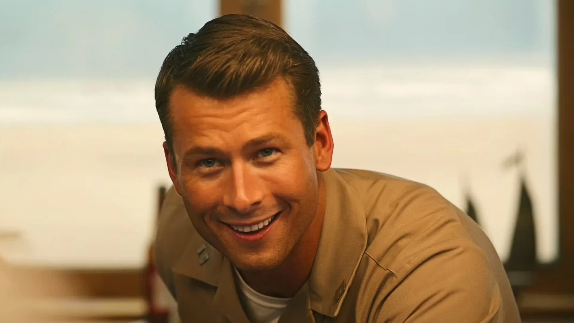 Glen Powell Says He Wants to Do a "Wild Take" on Batman; Reveals the ...