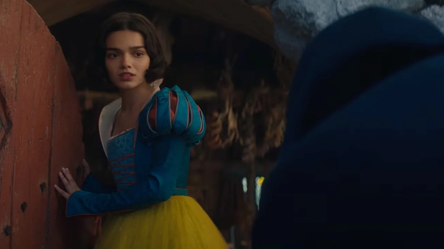 SNOW WHITE Producer’s Son Calls Out Rachel Zegler’s “Narcissism” To ...