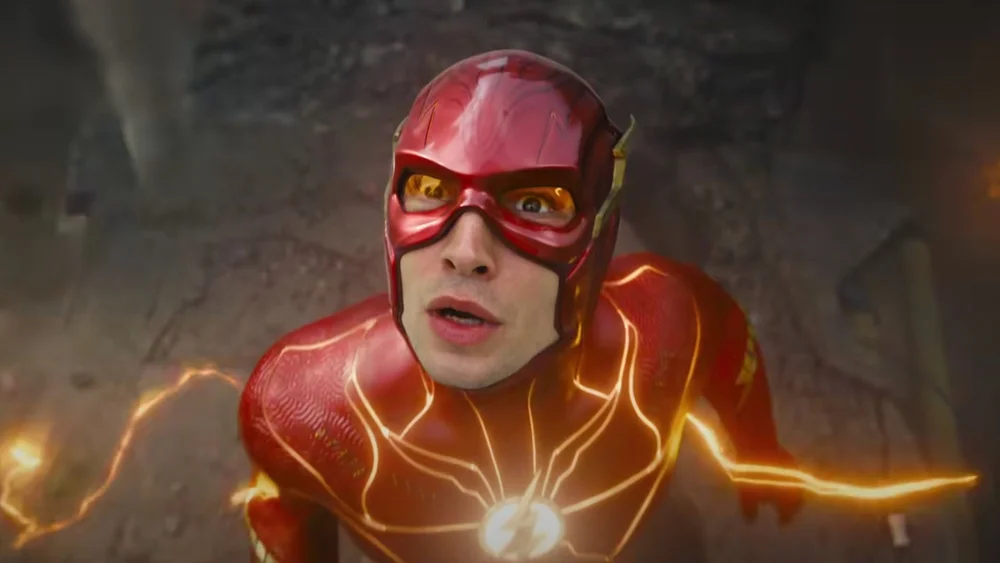 THE FLASH Clip Shows Barry Teaching His Alternate Self Where He Hides ...