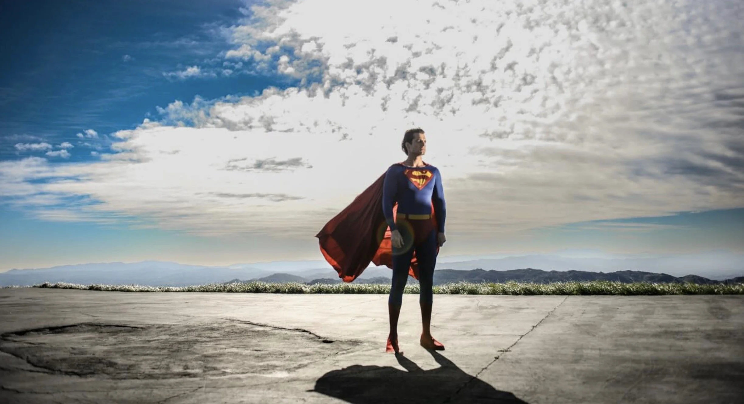 Zack Snyder Shares Full-Body Photos of Henry Cavill Wearing Christopher ...
