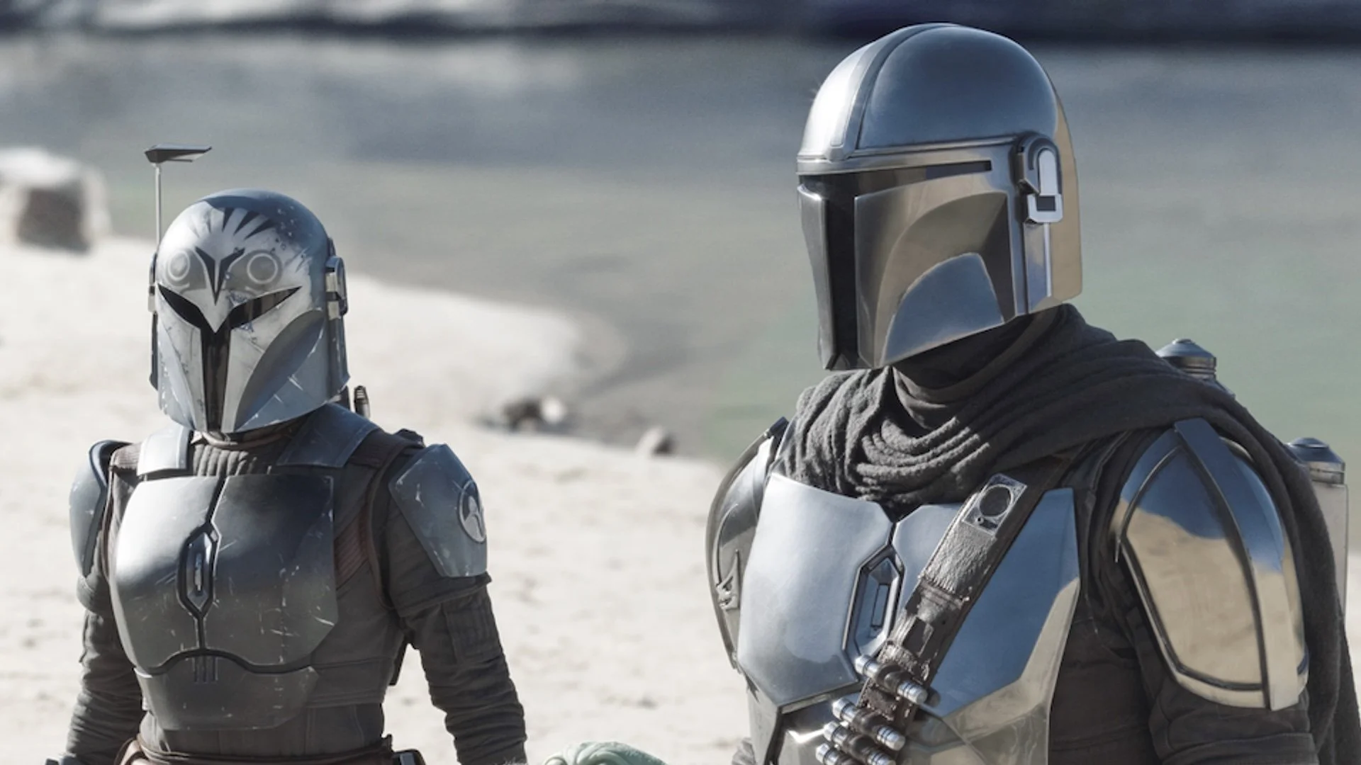 Pedro Pascal Says He "Can't See S**t!" While Wearing the Mandalorian Helmet — GeekTyrant