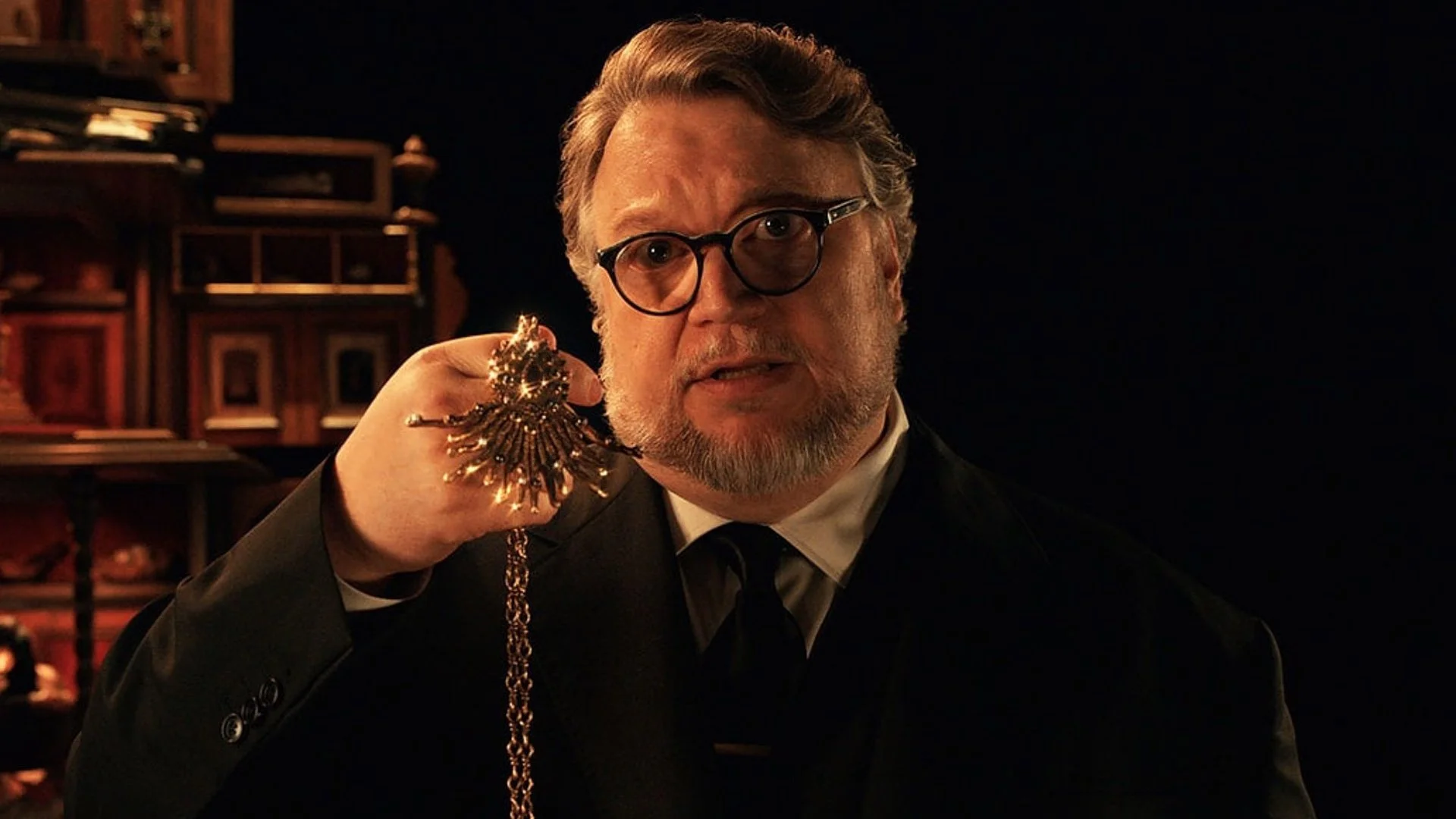 Guillermo del Toro Warns Aspiring Filmmakers the Film Industry "Is ...