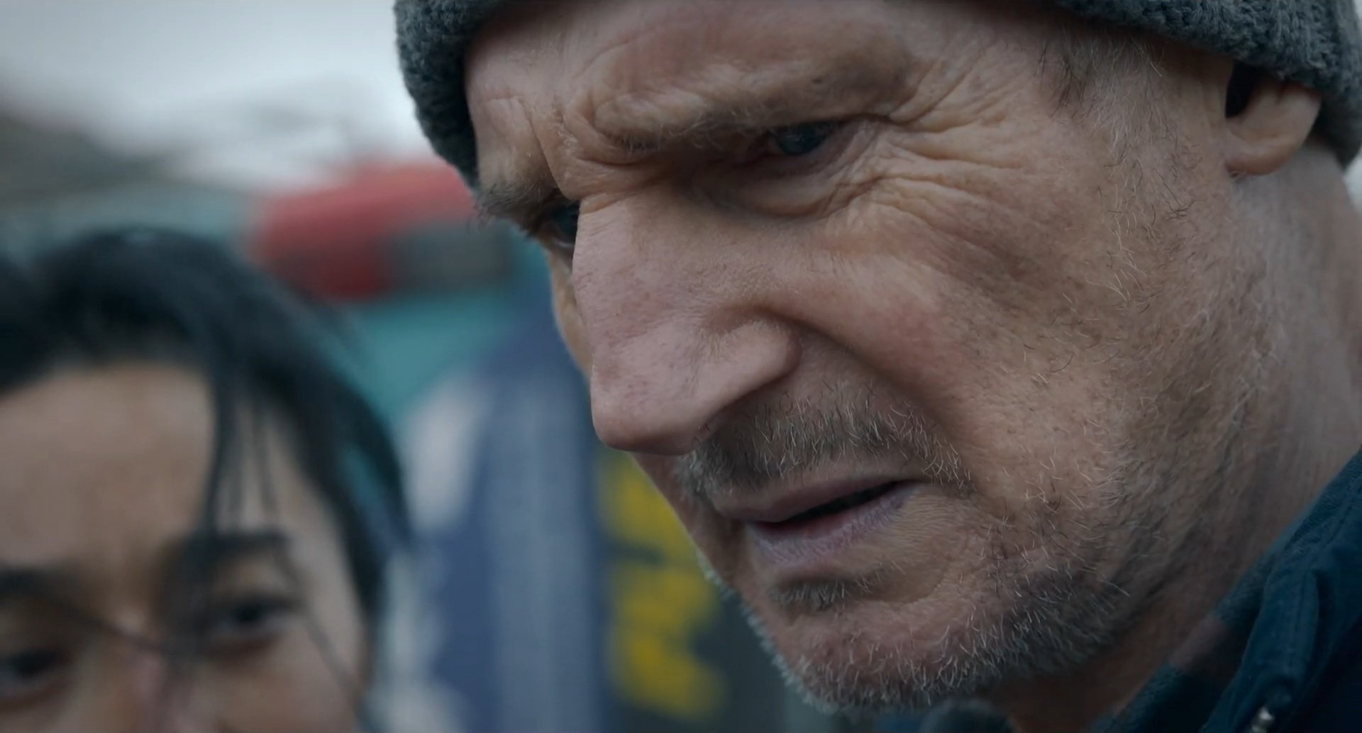 Liam Neeson Drives a Bus to Escape Himalayan Kidnappers in Trailer for ...
