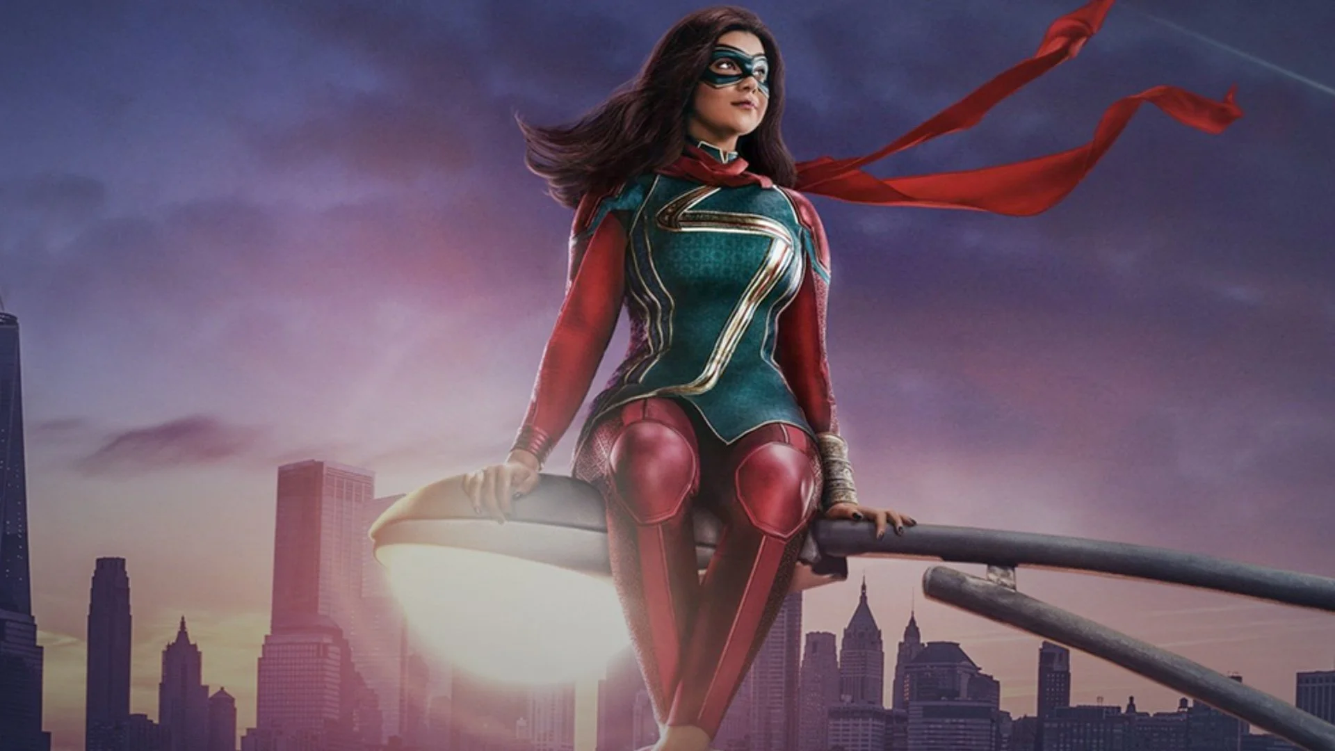 MS. MARVEL Star Iman Vellani Talks About the Most Exciting Thing About Kamala Khan Being a ...