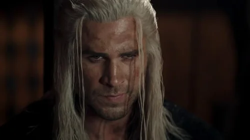 Liam Hemsworth Opens Up About Replacing Henry Cavill as Geralt in THE ...