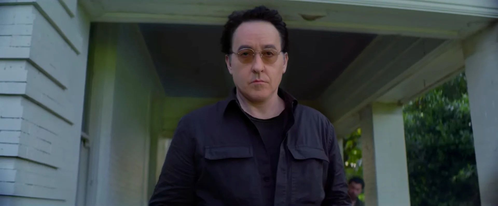 John Cusack and Emile Hirsch Play Father and Son in Trailer for Hacker ...