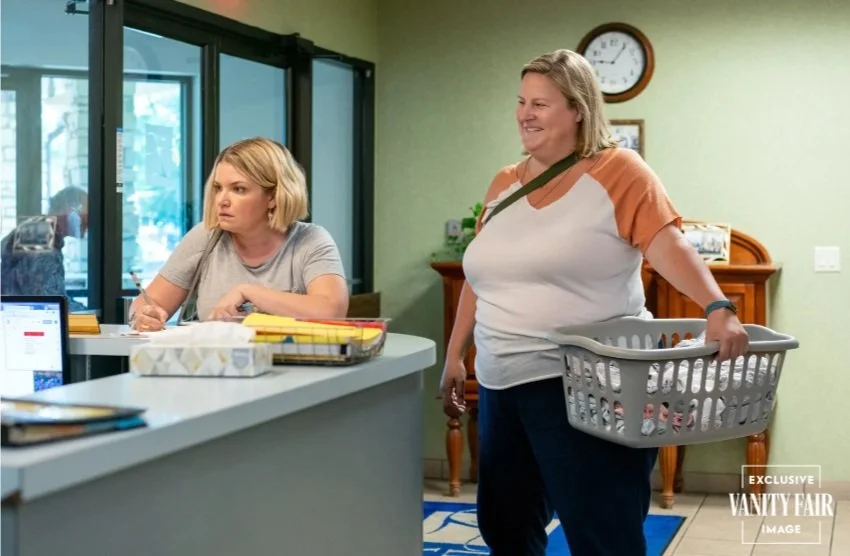 Teaser Trailer From Season 2 of HBO's Comedy Series SOMEBODY SOMEWHERE ...