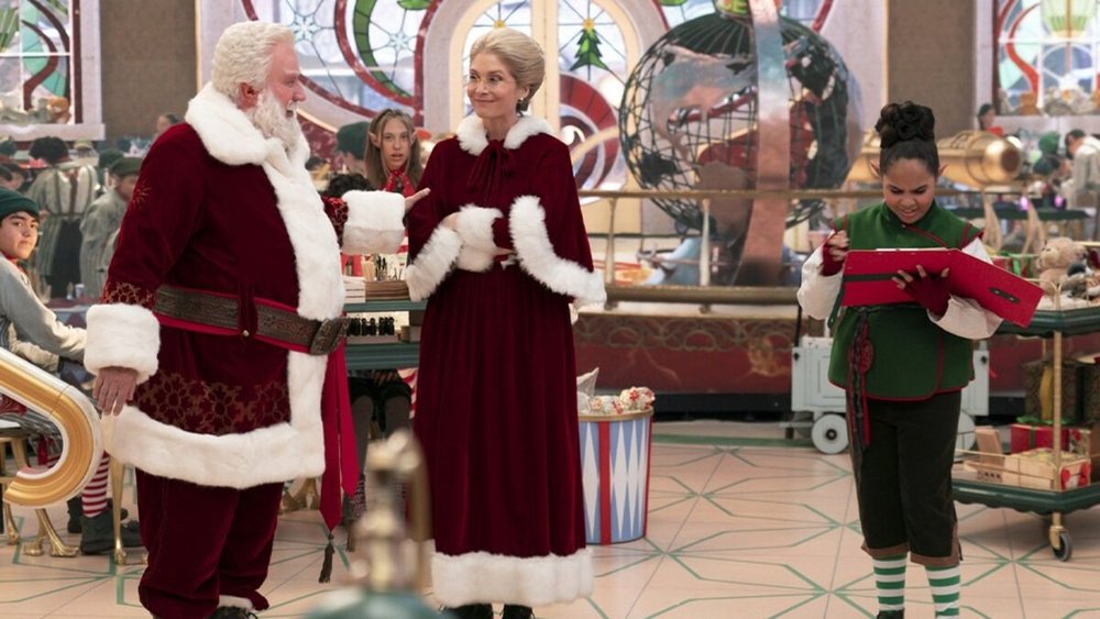 Disney+ Announces a Season 2 Renewal for Holiday Series THE SANTA ...