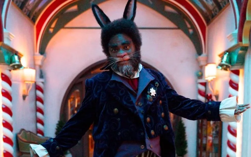 First Look Photo of Tracy Morgan as the Easter Bunny in Season 2 of ...