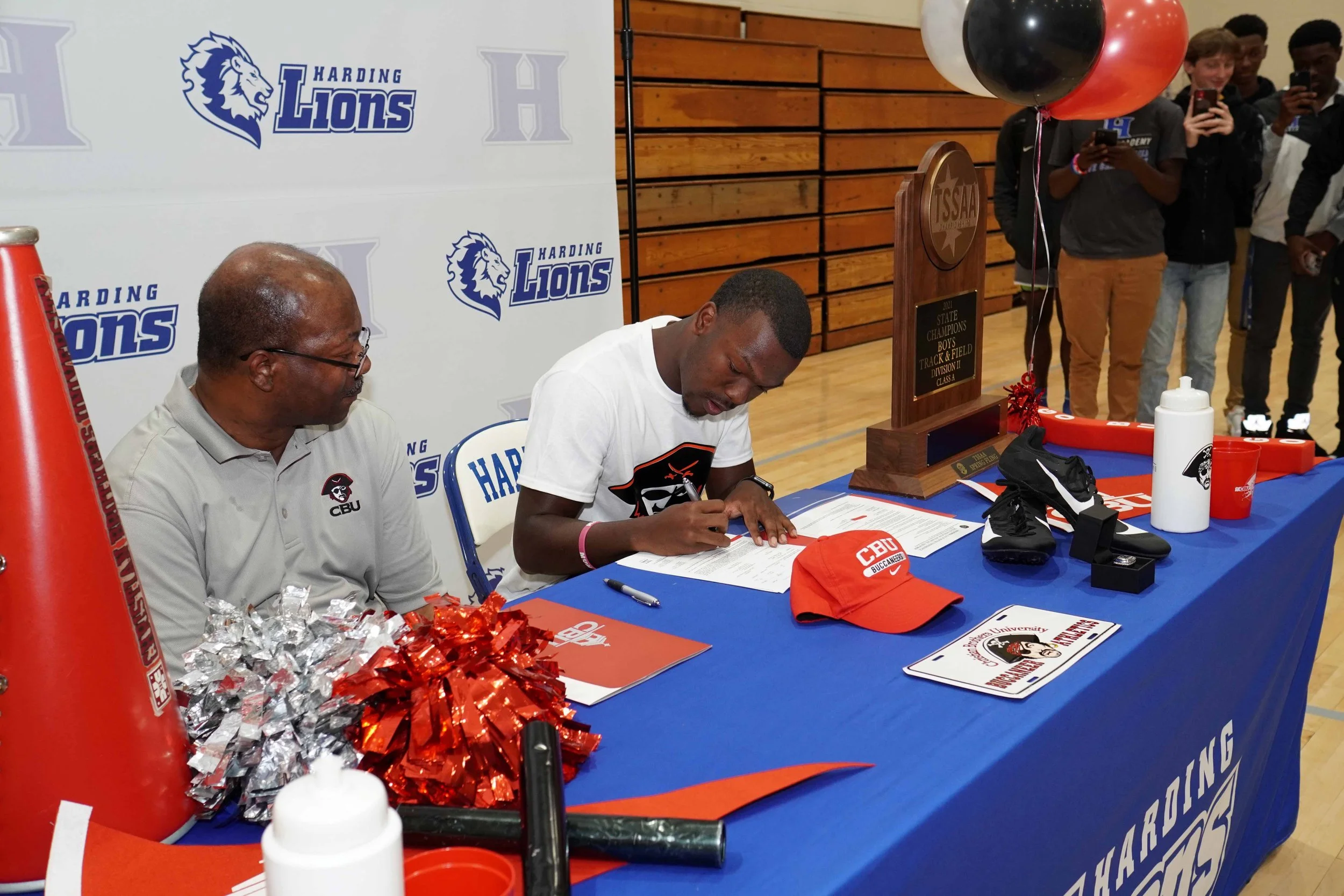 Jordan Jarrett signs with Christian Brothers University