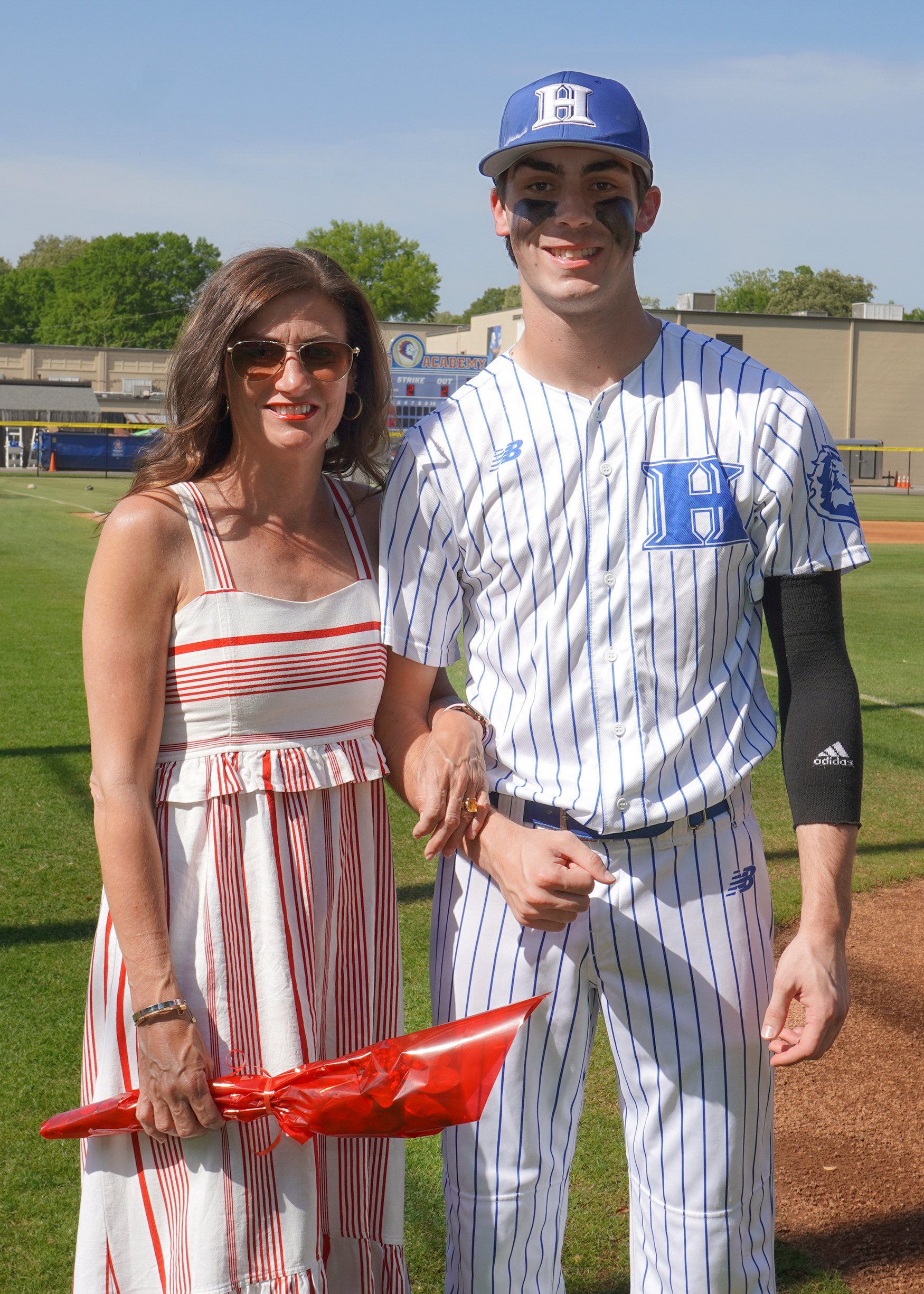 Senior Recognition for 2021–2022 athletic teams