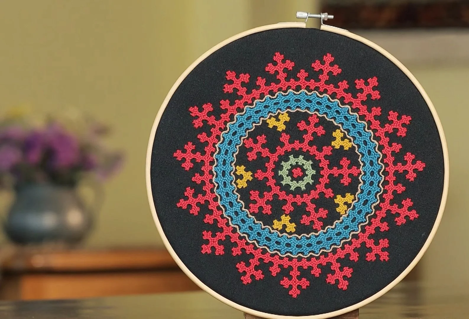 Live Online Embroidery Workshops and Digital Patterns — ThreadWritten ...