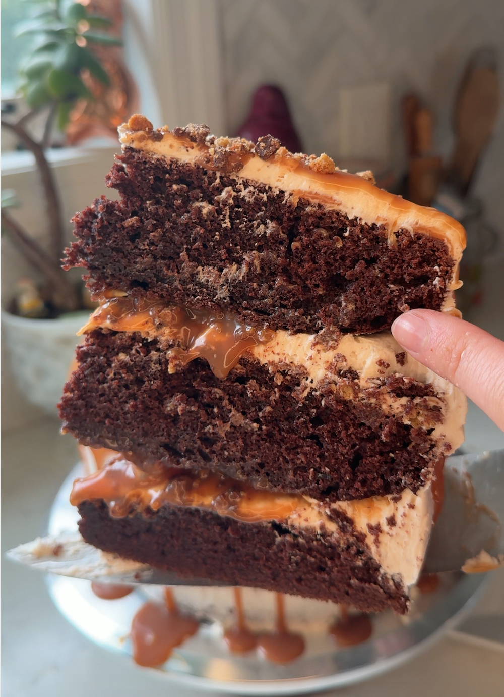 Brown Butter Cookie Caramel Crunch Cake (Whole Foods Copycat!) — Got ...