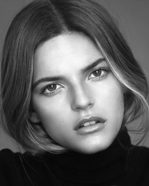 Fashion Women — Niche Models & Talent