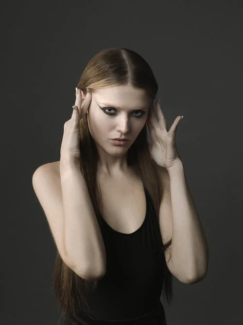 Fashion Women — Niche Models & Talent