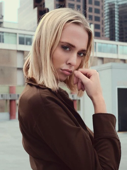 Fashion Women — Niche Models & Talent