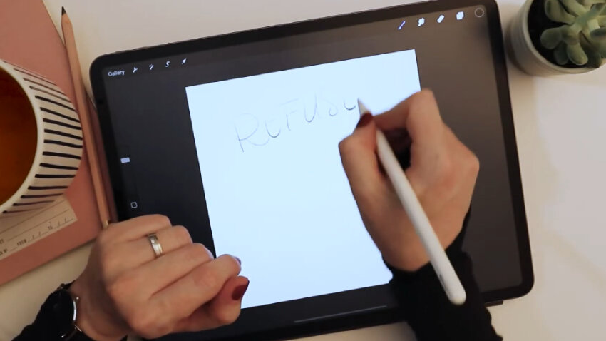 Video: How to Animate Lettering in Procreate | Molly Suber Thorpe