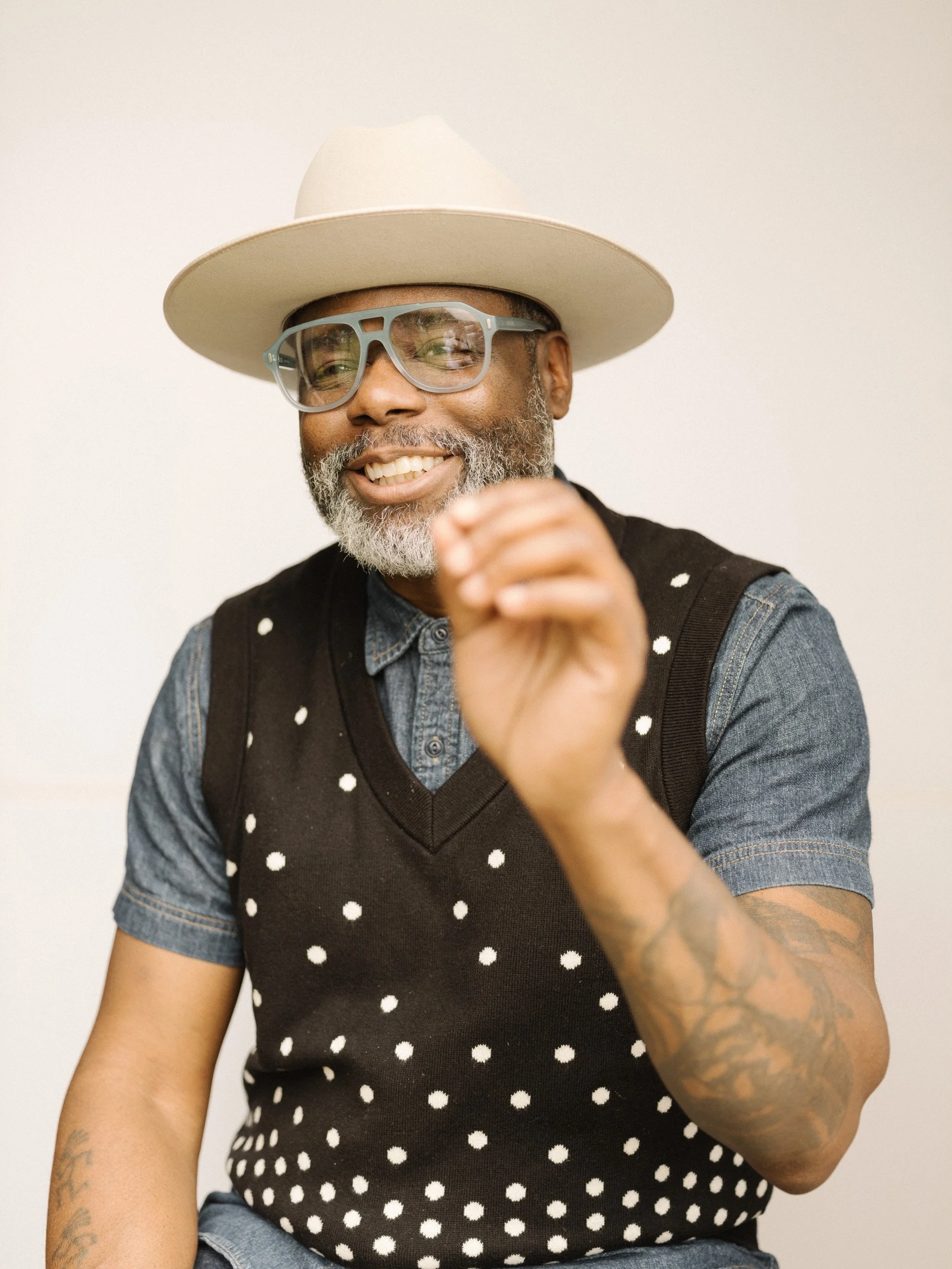 Cedric Smith: Painting the Great Unseen — THE BITTER SOUTHERNER