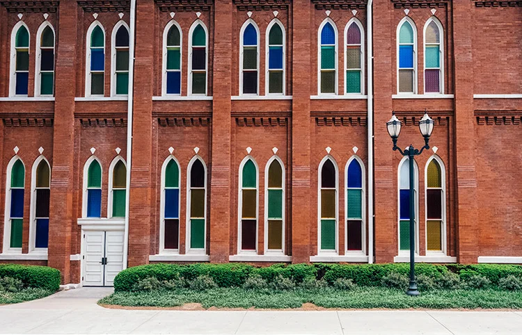 Where the Soul of Nashville Never Dies: the Ryman — THE BITTER SOUTHERNER