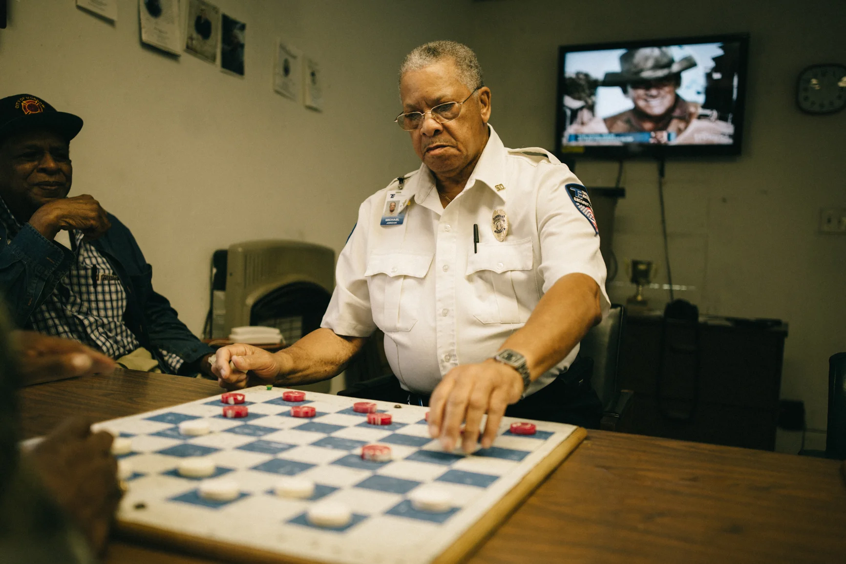 Unsung Southern Champions: Pool Checkers — THE BITTER SOUTHERNER